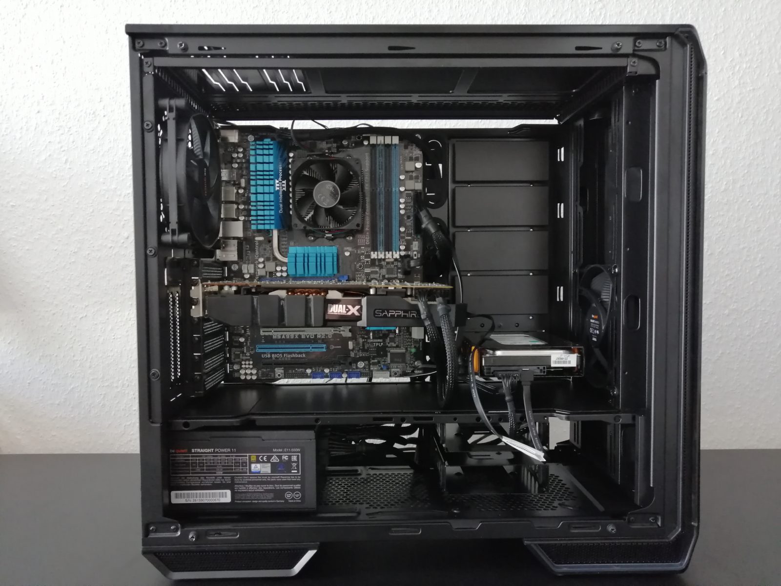6 Gaming-PC-Gehäuse im Test - be quiet! Dark Base 700 - Gamers DE ...